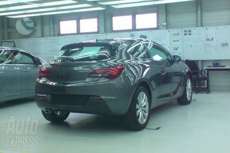 Spied The Naked Rear End Of The Opel Astra Gtc Coupe Gm Hot Sex Picture