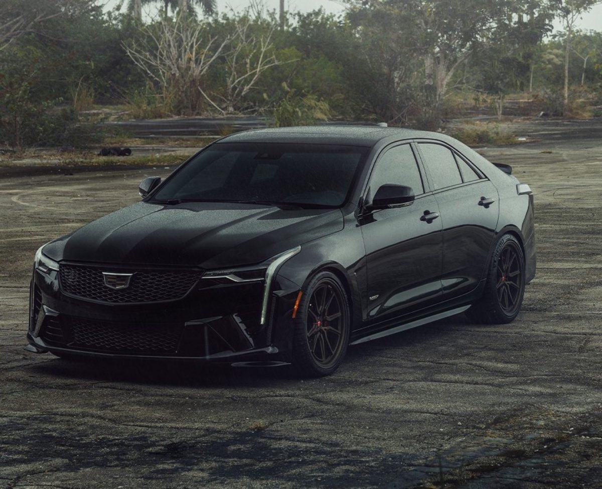 Cadillac CT4-V Blackwing Lowered On Vossen ML-X2 Wheels Cadillac CT4-V Blackwing Lowered On Vossen ML-X2 Wheels